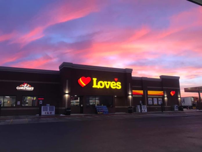 Truck stop giant to add another 3000 truck parking spaces in 2021 ... Truck stop giant to add another 3000 truck parking spaces in 2021 ...